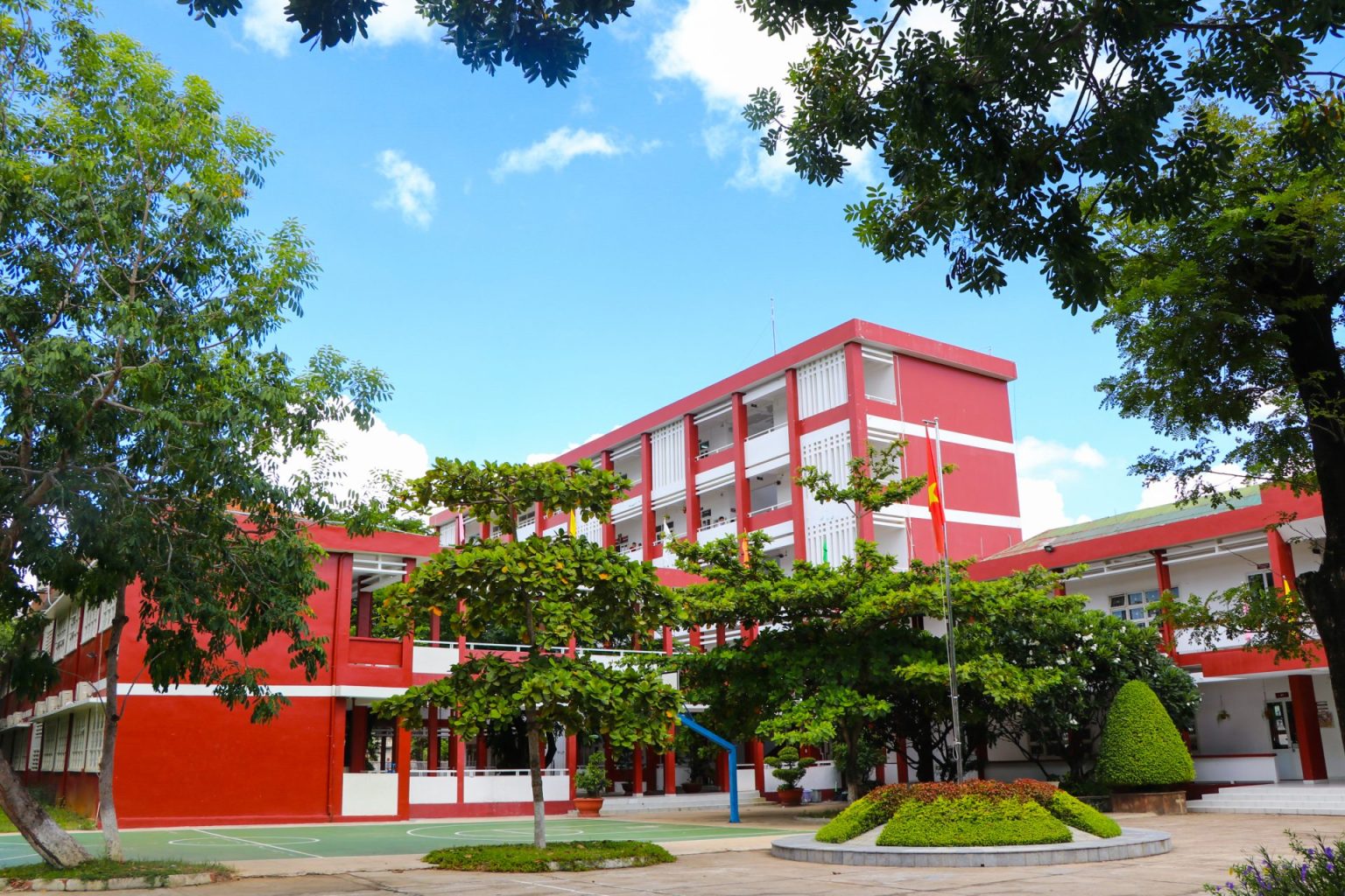 iSchool Quy Nhơn: Tổ chức ngoại khoá Toán học vui - Vui học toán