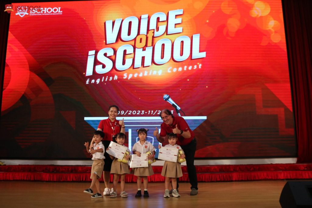 Lộ diện quán quân Cuộc thi Voice of iSchool cấp trường - Bảng A